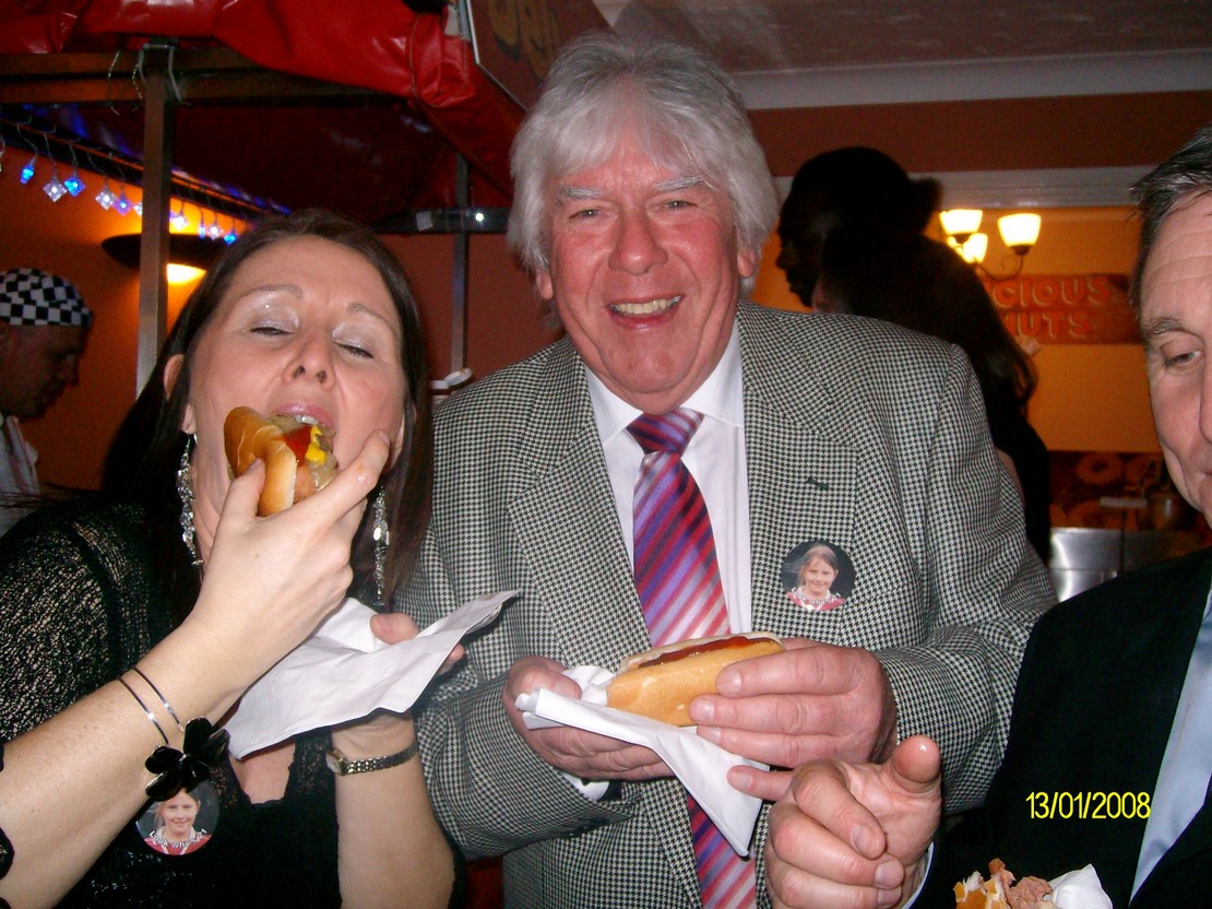 Hot Dogs & Posh Dogs - Fun Food Catering